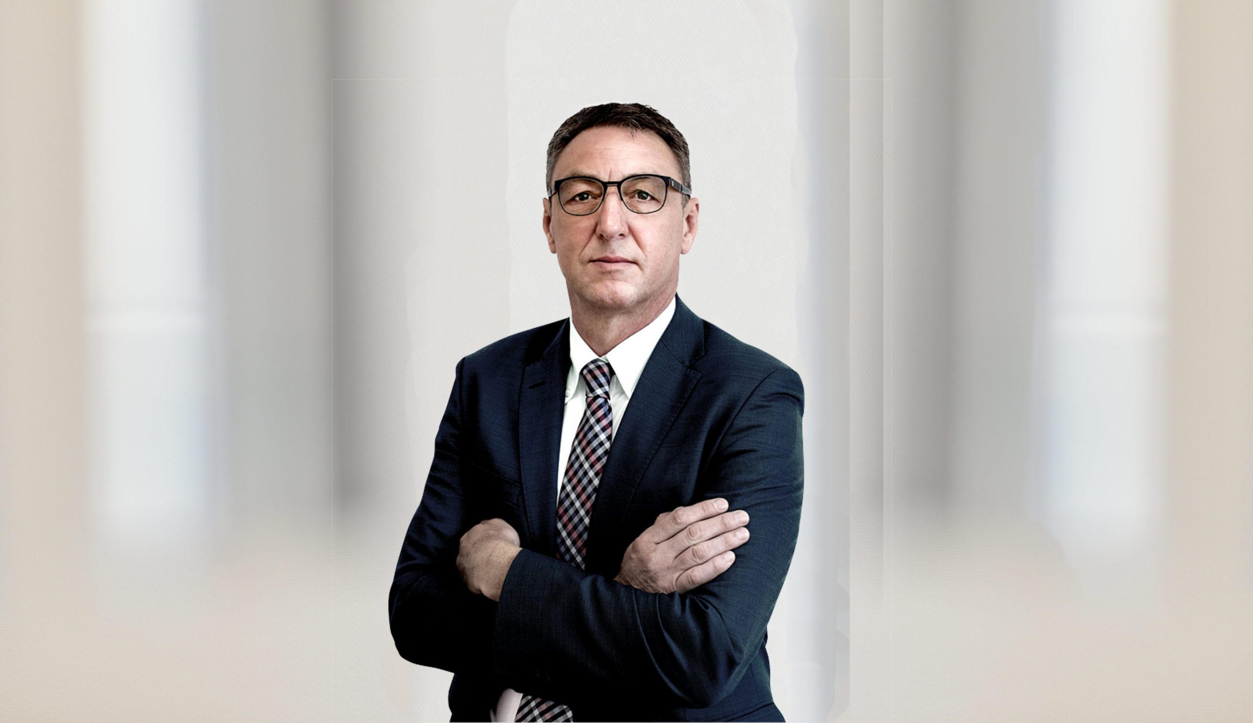SFS RE Gmbh - Herzlich Willkommen